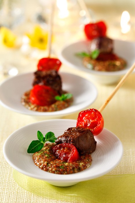 Alaska Bride & Groom | Articles | Engaging Appetizers